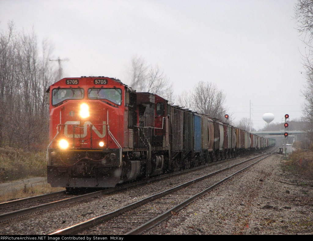 CN 5705